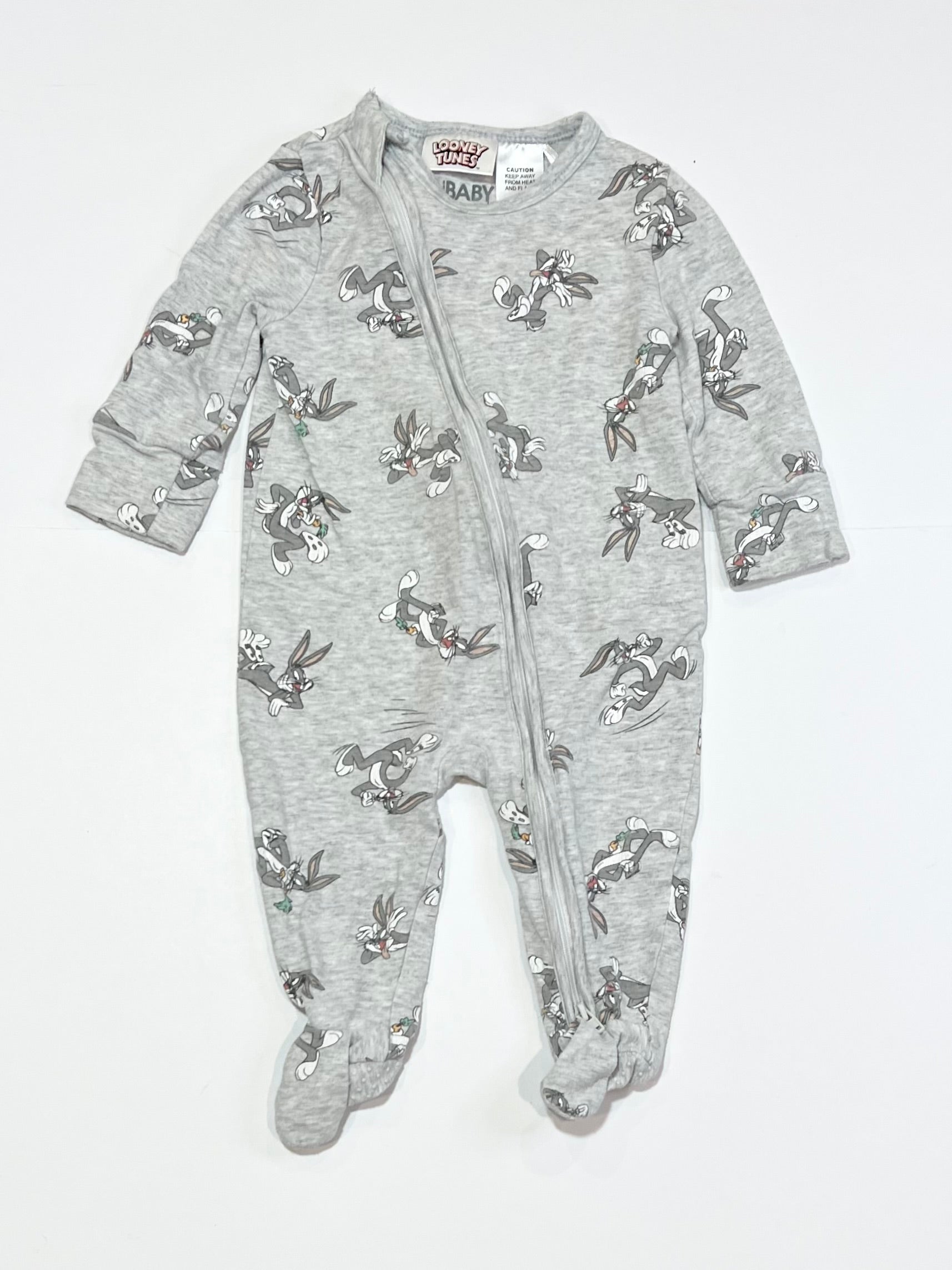 Bugs Bunny zip onesie - Size 00 – Recyclababy