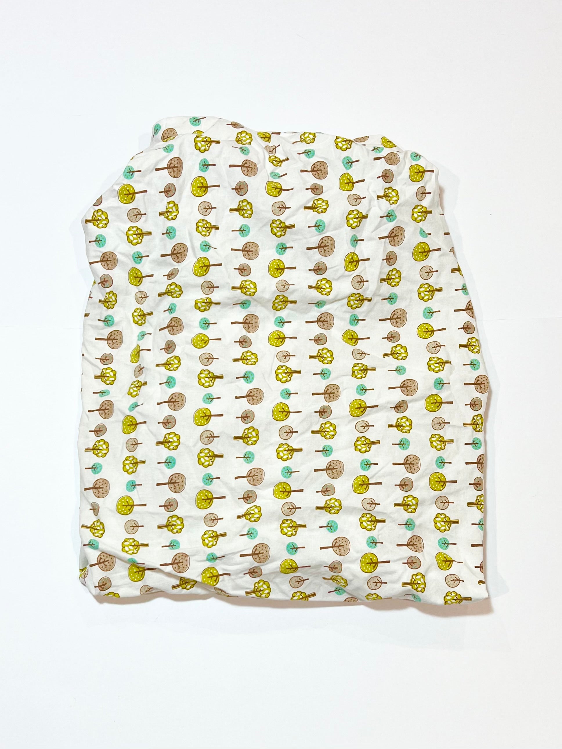Trees fitted cot sheet – Recyclababy